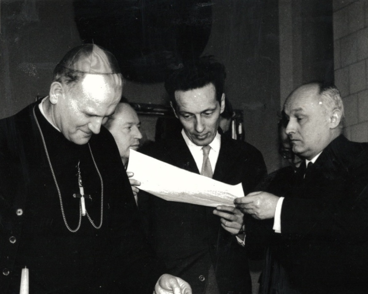 Prof. Skibiński: Badanie historii to dla Kościoła szansa, nie zagrożenie